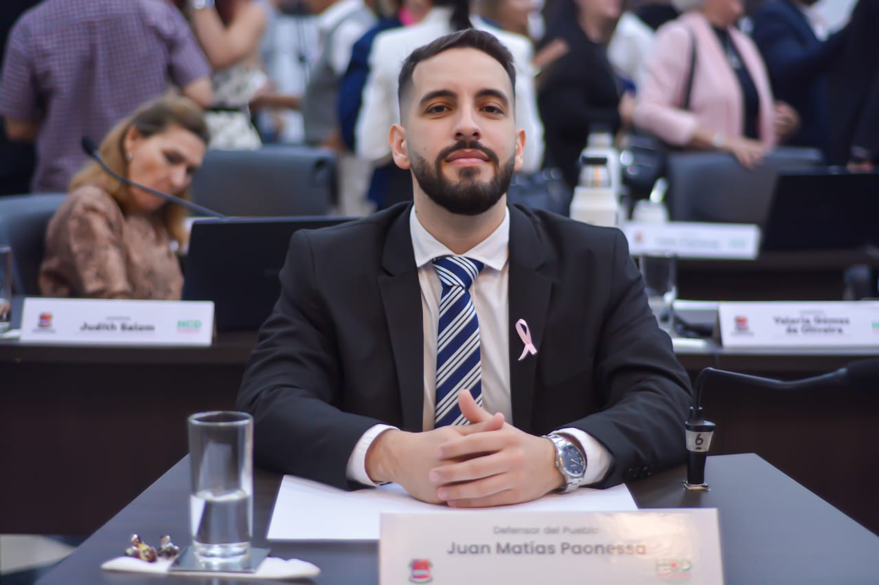 Juan Matías Paonessa asumió como nuevo Defensor del Pueblo de Posadas ...